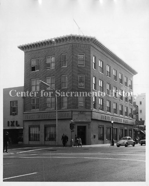 Mitau Building - Nacht & Lewis