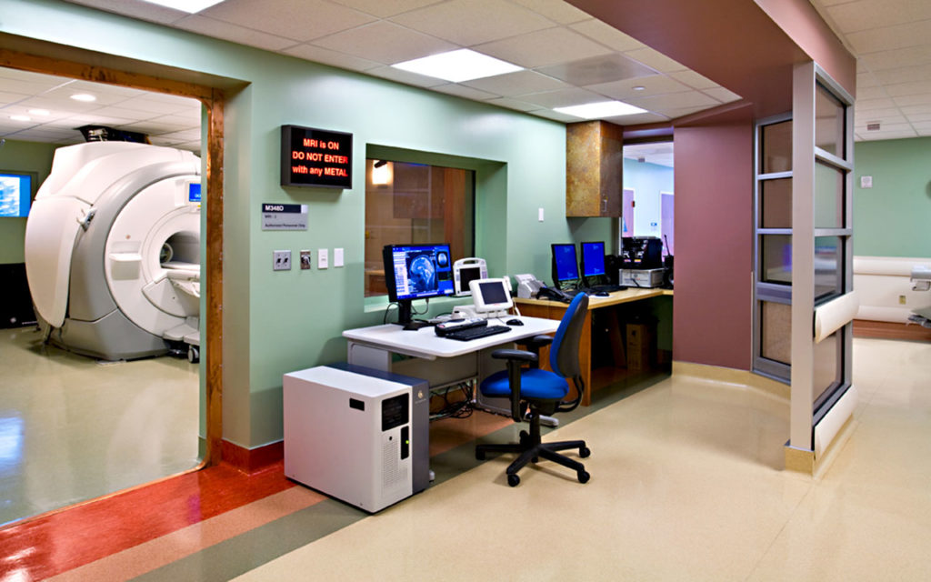 UCSF M3 New MRI Suite - Nacht & Lewis